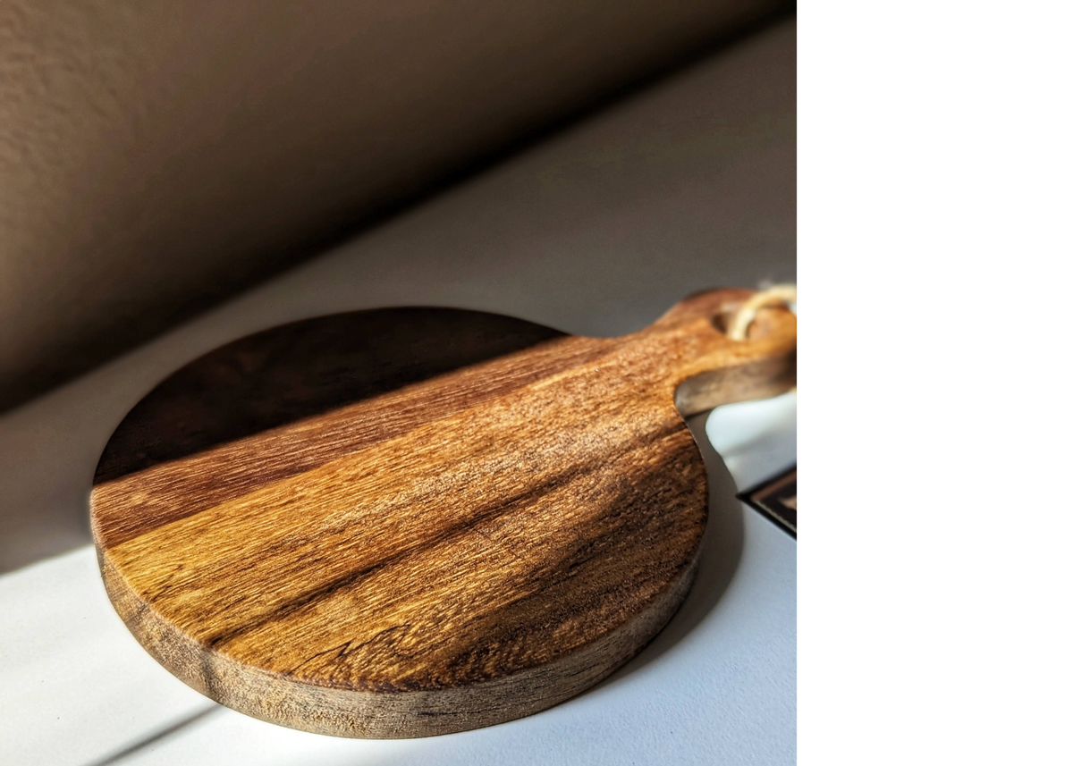 NATURAL WOOD CUTTING BOARD – Two Snooty Chefs